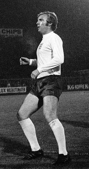 Bobby Moore | GreatestBritons