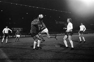 Bobby Moore | GreatestBritons